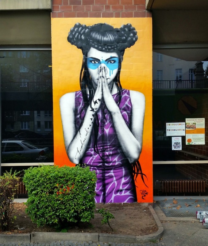 Fin DAC paints a new mural in Berlin, Germany for Urban Nation ...