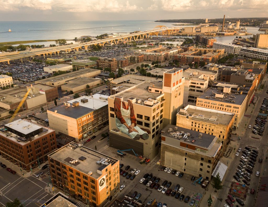 “The Unsung Hero” by Case Ma’claim in Milwaukee – StreetArtNews